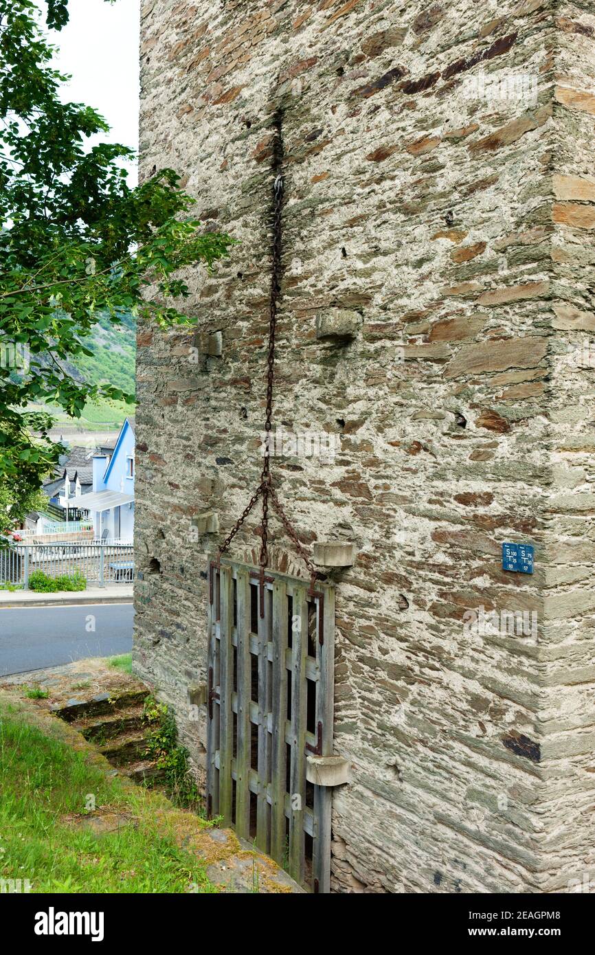 Gate of old medieval defensive tower in Oberwesel Stock Photo - Alamy