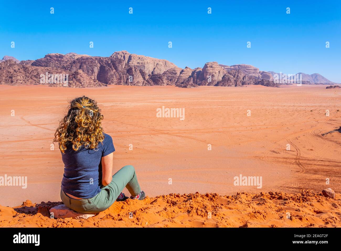 Beautiful jordanian woman hi-res stock photography and images - Alamy