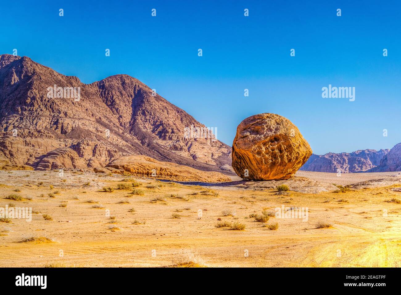 Round rock formations at Wadi Rum desert in Jordan Stock Photo - Alamy