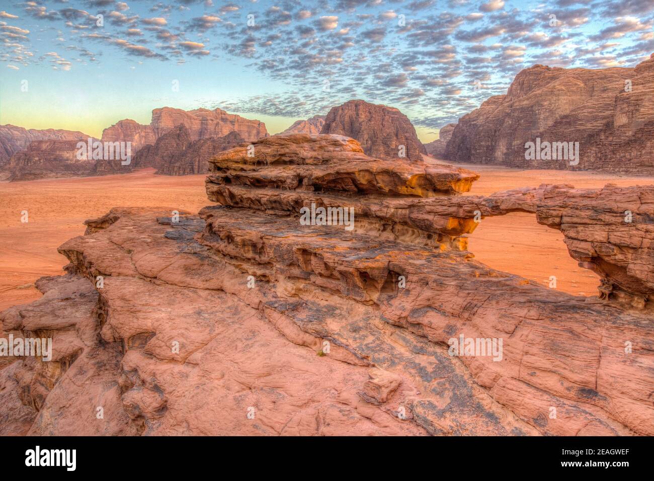 Little rock bridge at Wadi Rum, Jordan Stock Photo - Alamy