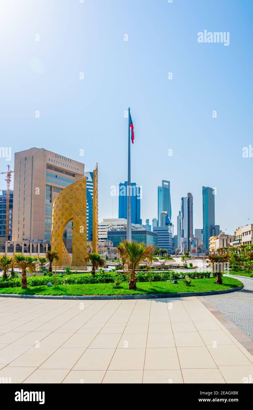 Kuwait national day people hi-res stock photography and images - Alamy