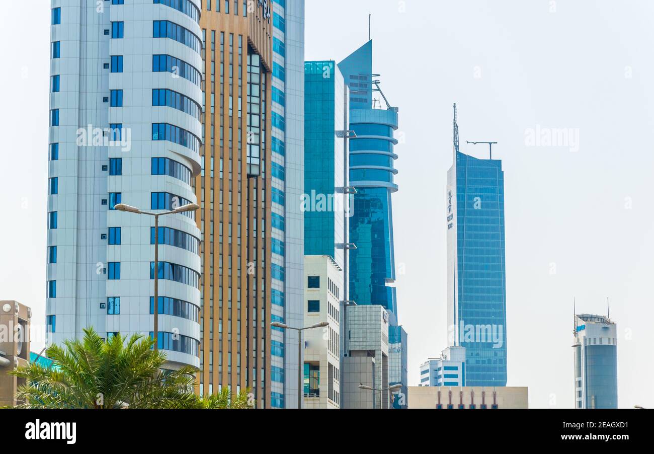 Construction skyscrapers kuwait city hi-res stock photography and ...