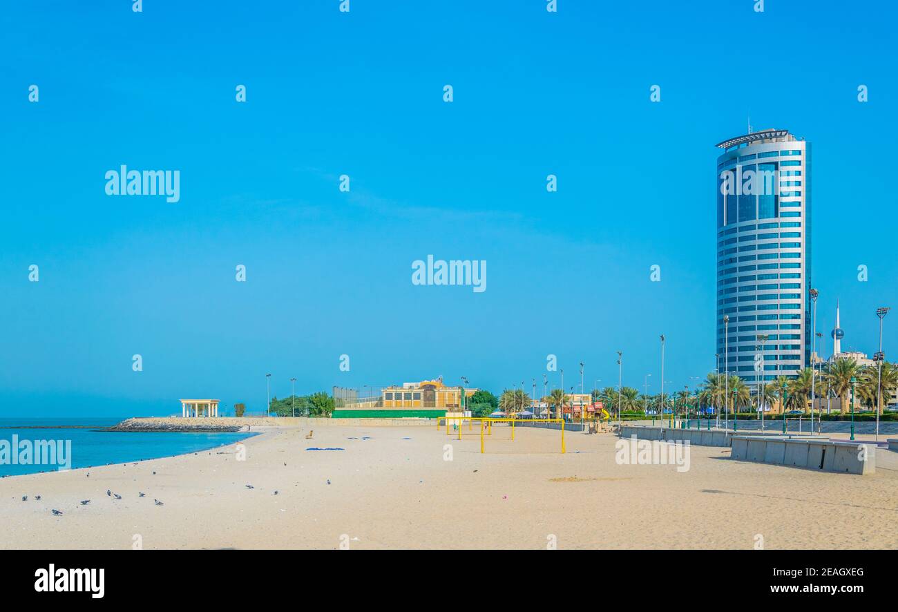 Kuwait city beach hi-res stock photography and images - Alamy