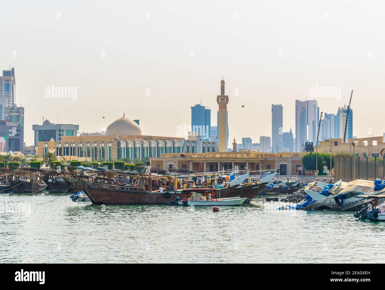 Grand mosque of kuwait hi-res stock photography and images - Alamy