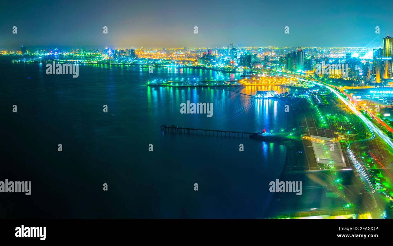 Kuwait Street Light High Resolution Stock Photography and Images - Alamy