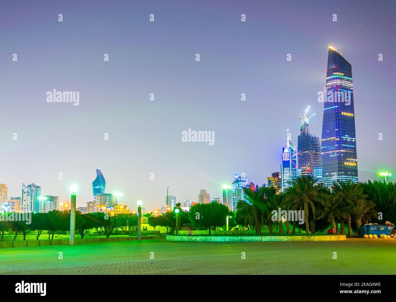 View of the corniche - promenade in Kuwait during night Stock Photo - Alamy