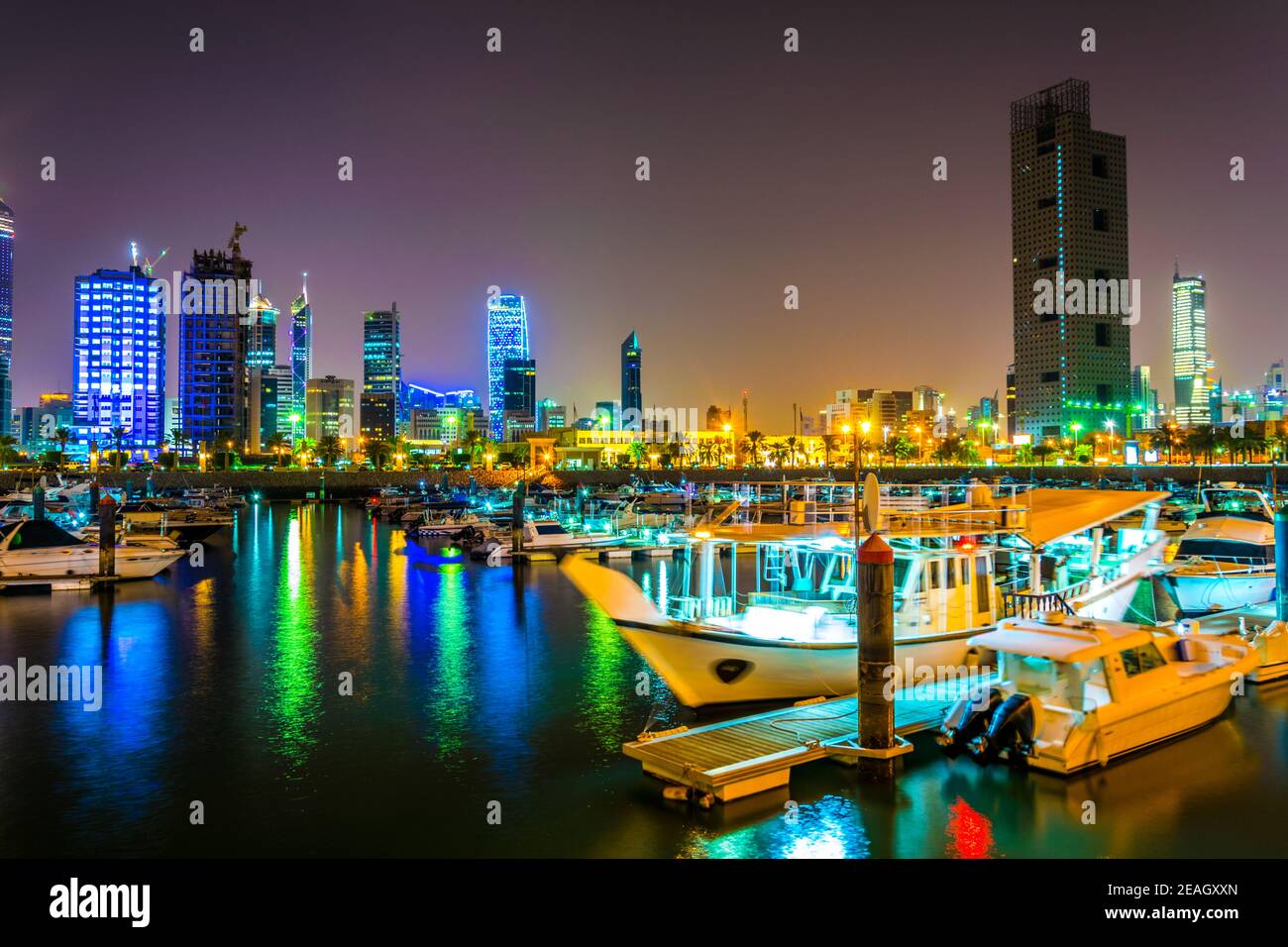 Sharq Mall High Resolution Stock Photography and Images - Alamy