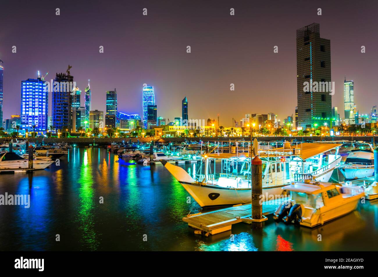 Sharq mall hi-res stock photography and images - Alamy