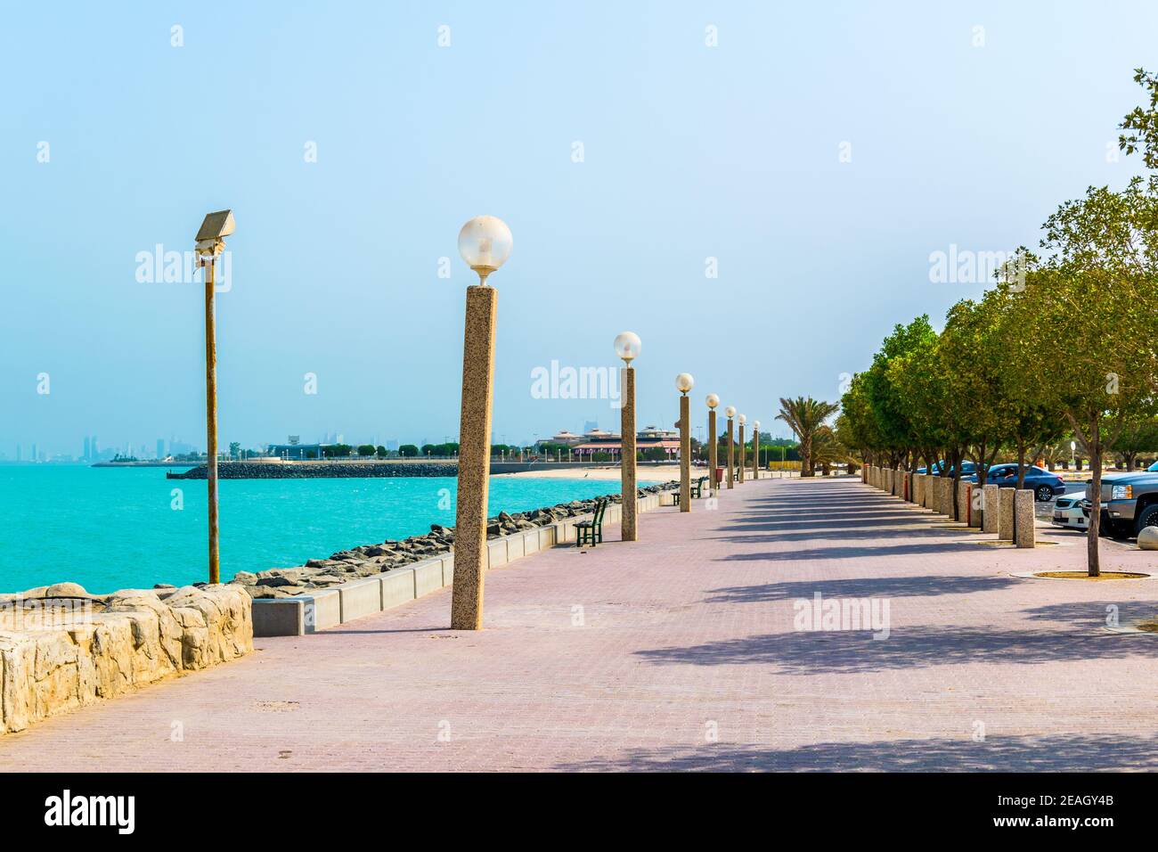 View of the corniche - promenade in Kuwait Stock Photo - Alamy