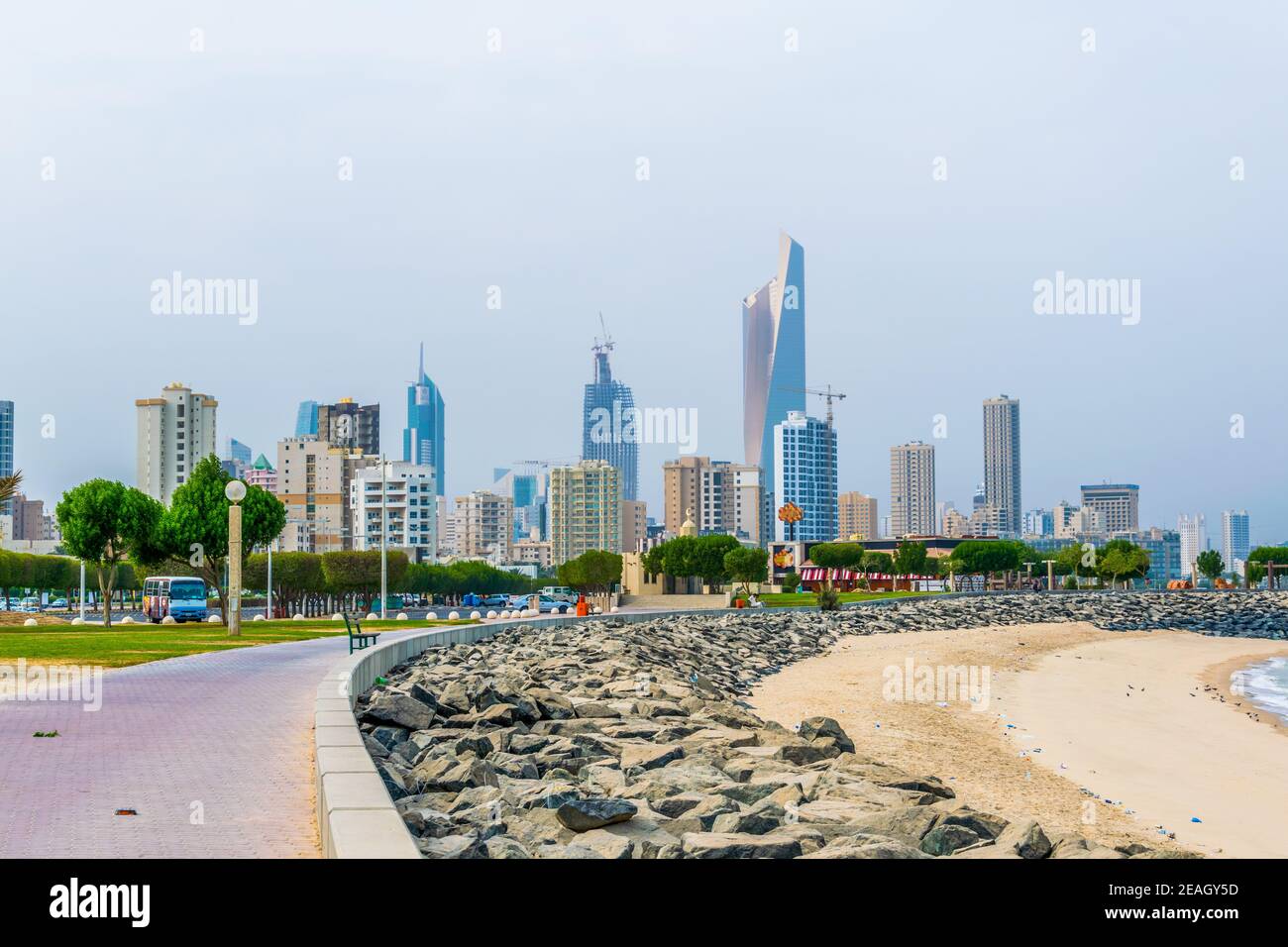 View of the corniche - promenade in Kuwait Stock Photo - Alamy