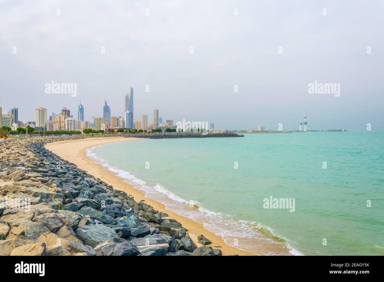 Kuwait city corniche view beach hi-res stock photography and images - Alamy
