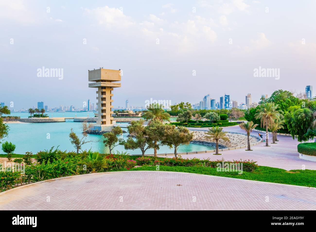 Kuwait green island hi-res stock photography and images - Alamy