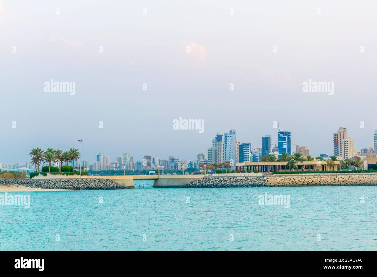 Kuwait city sea and sunset hi-res stock photography and images - Alamy