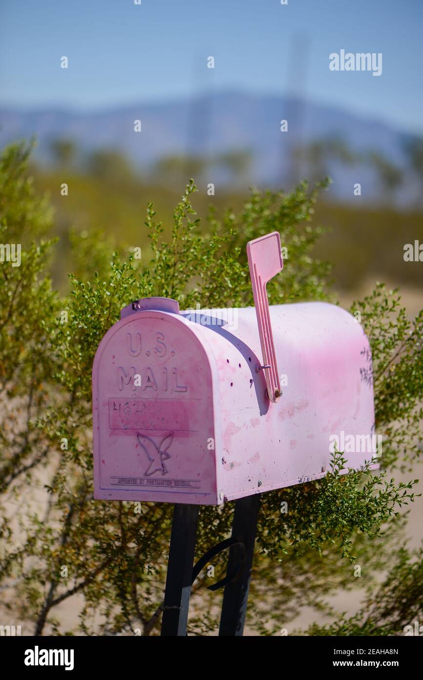 American post boxes hi-res stock photography and images - Alamy
