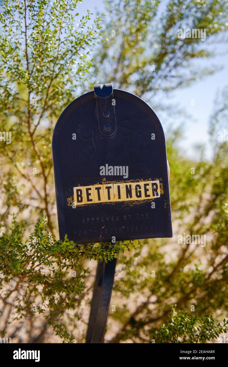 American post boxes hi-res stock photography and images - Alamy