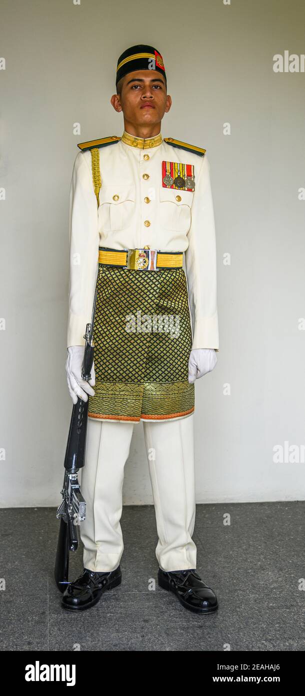 Royal malay regiment hi-res stock photography and images - Alamy