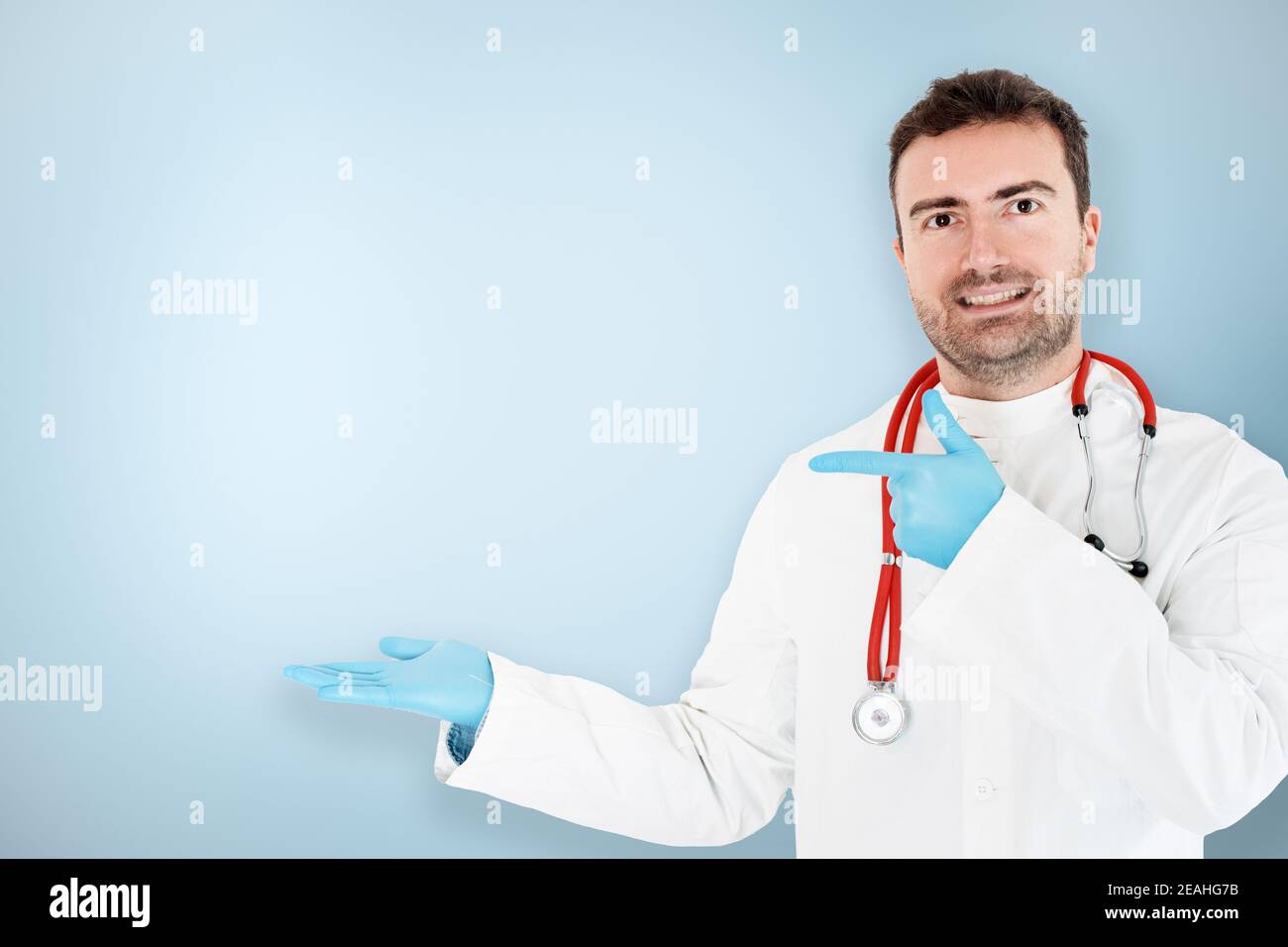 Doctor blue background hi-res stock photography and images - Alamy