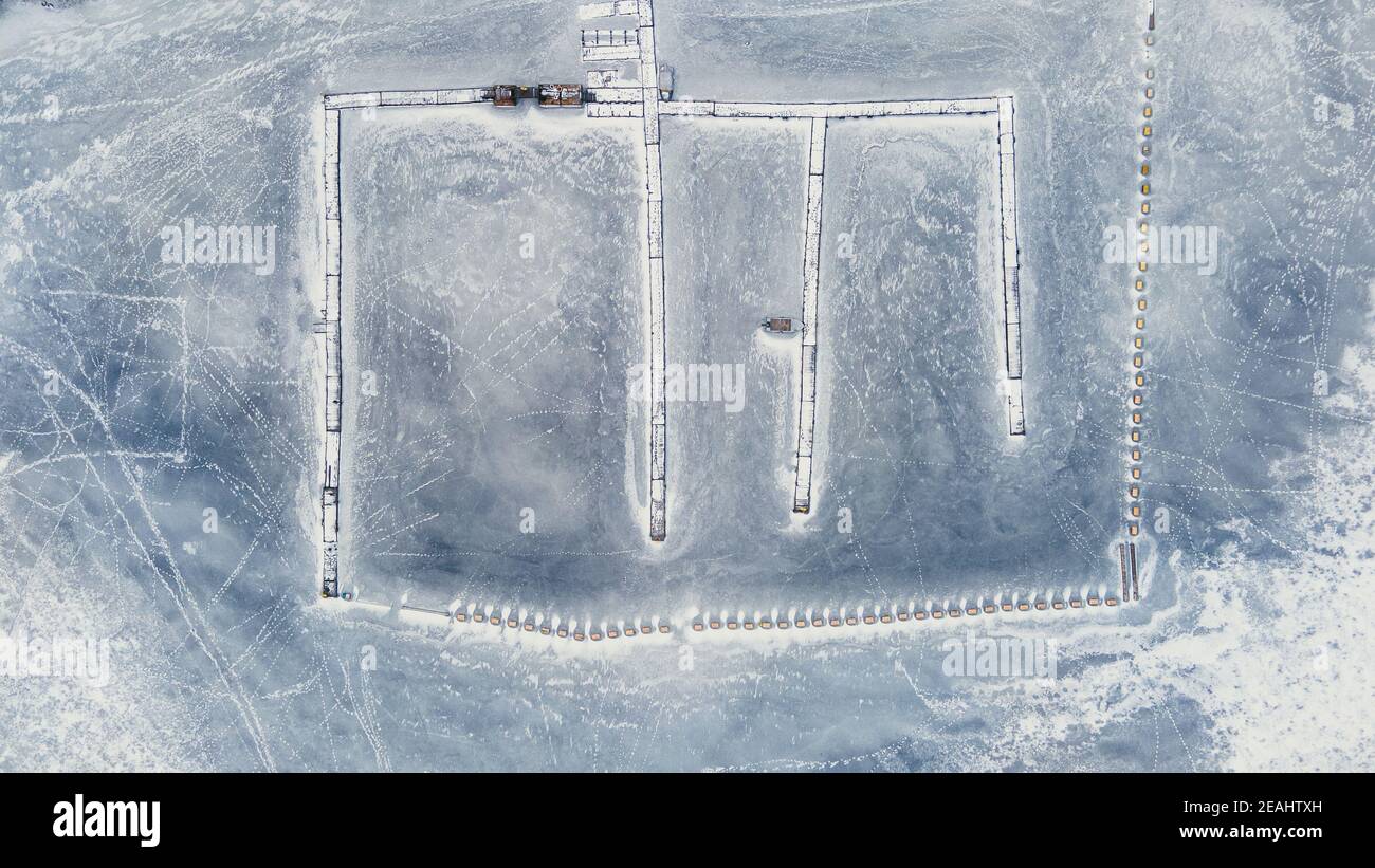 Aerial top view frozen lake hi-res stock photography and images - Alamy