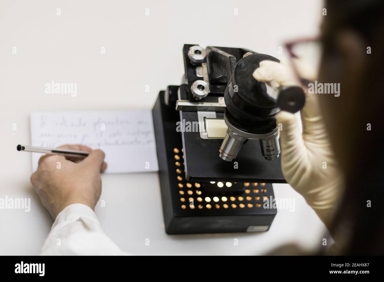 Microscope analysis hi-res stock photography and images - Alamy