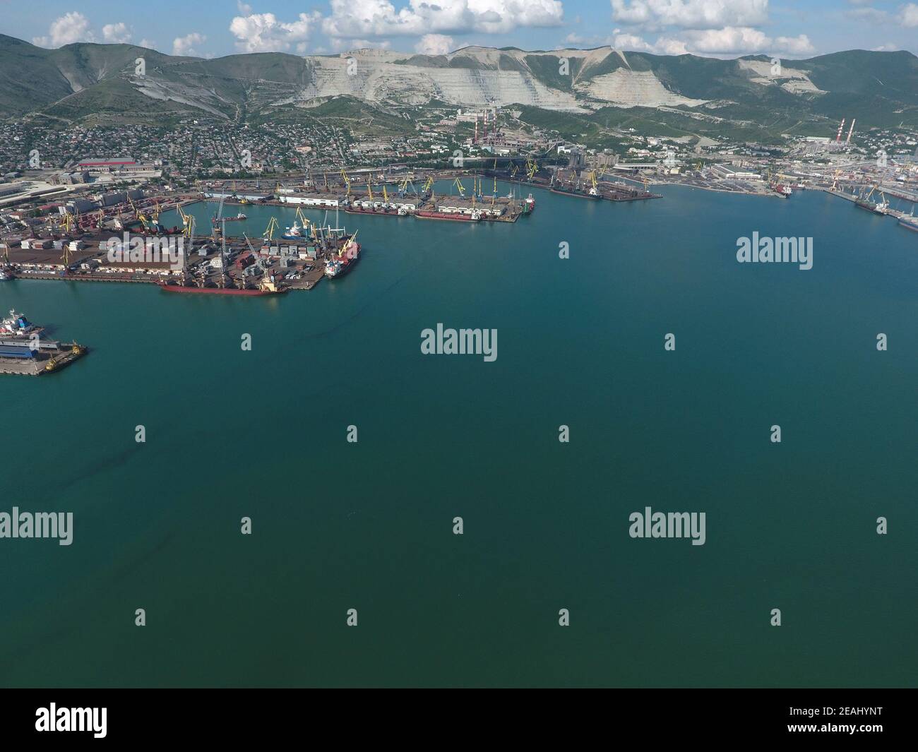 Top view port hi-res stock photography and images - Alamy