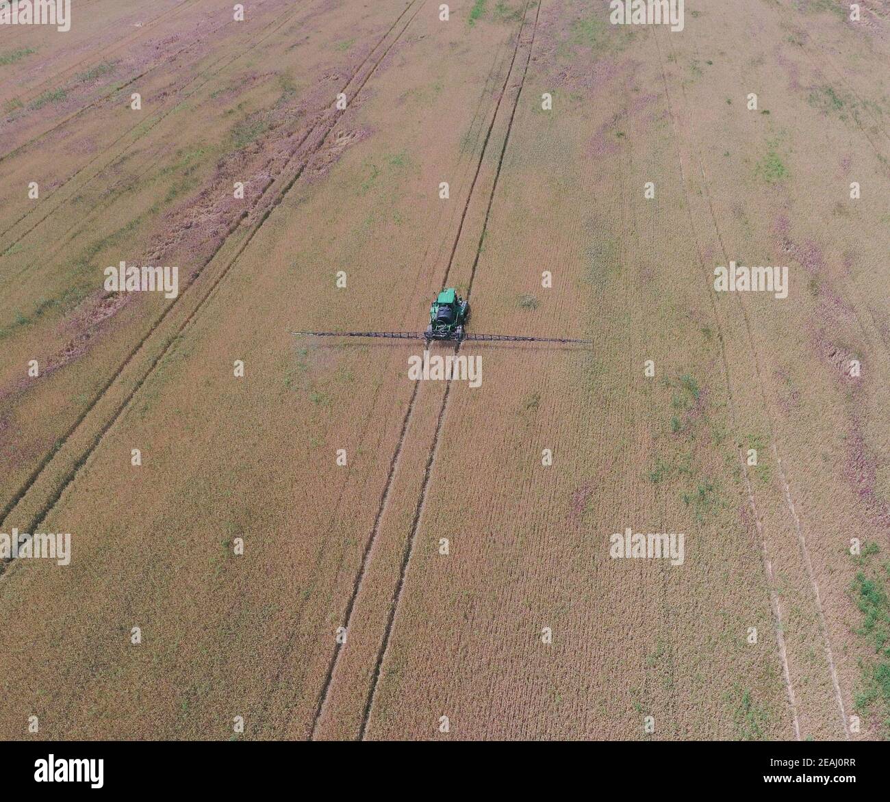 Top view tractor hi-res stock photography and images - Alamy
