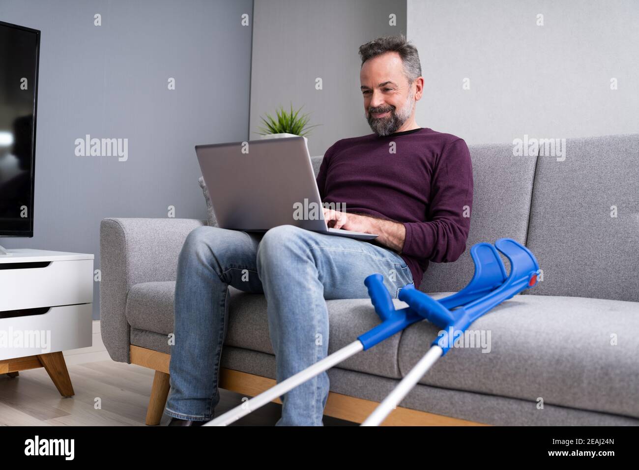 Broken table leg hi-res stock photography and images - Alamy