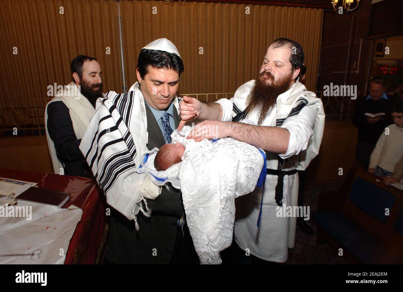 Brit milah circumcision hi-res stock photography and images - Alamy