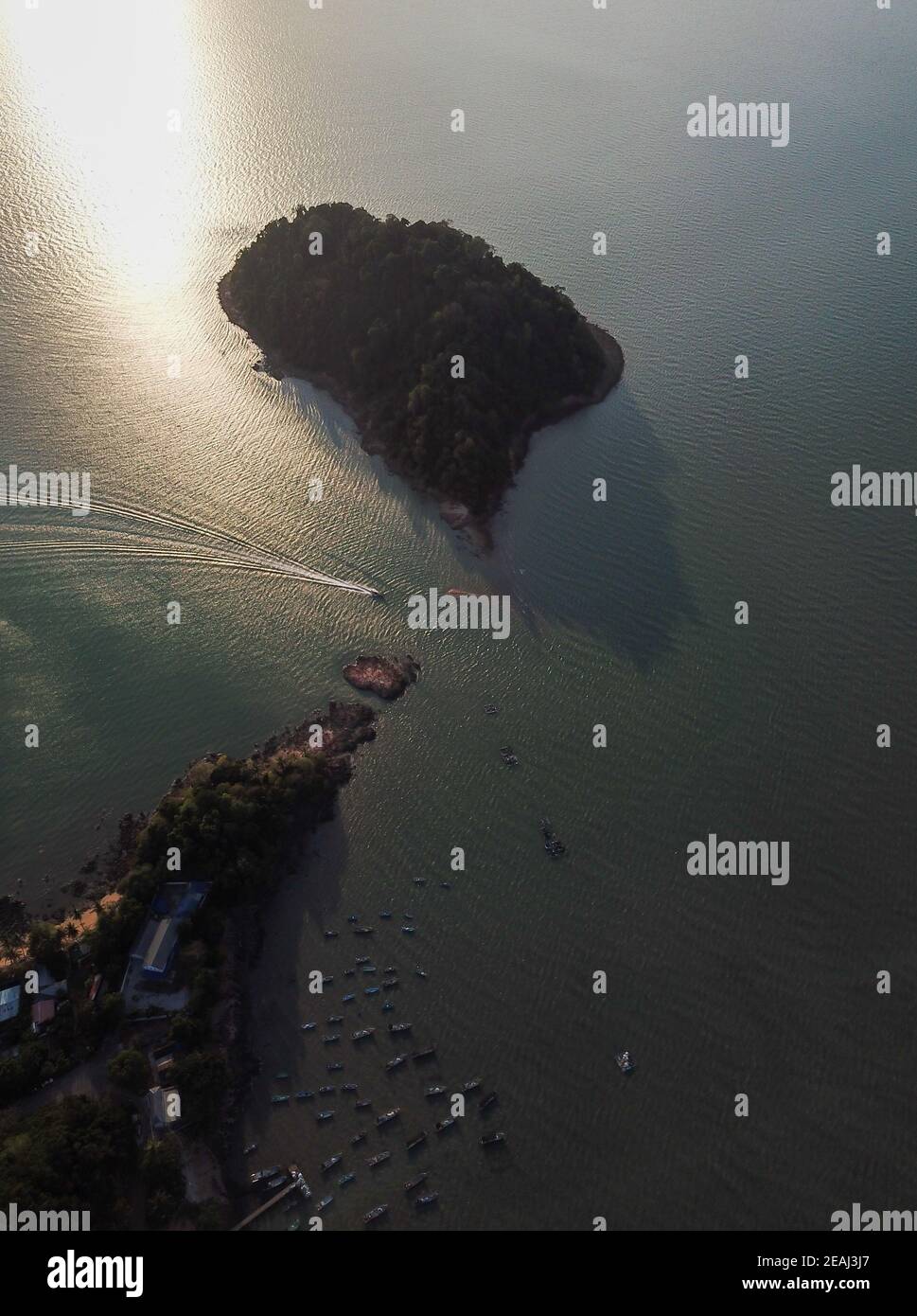 Aerial view fishing boat back Stock Photo - Alamy Aerial view fishing boat back Stock Photo - Alamy