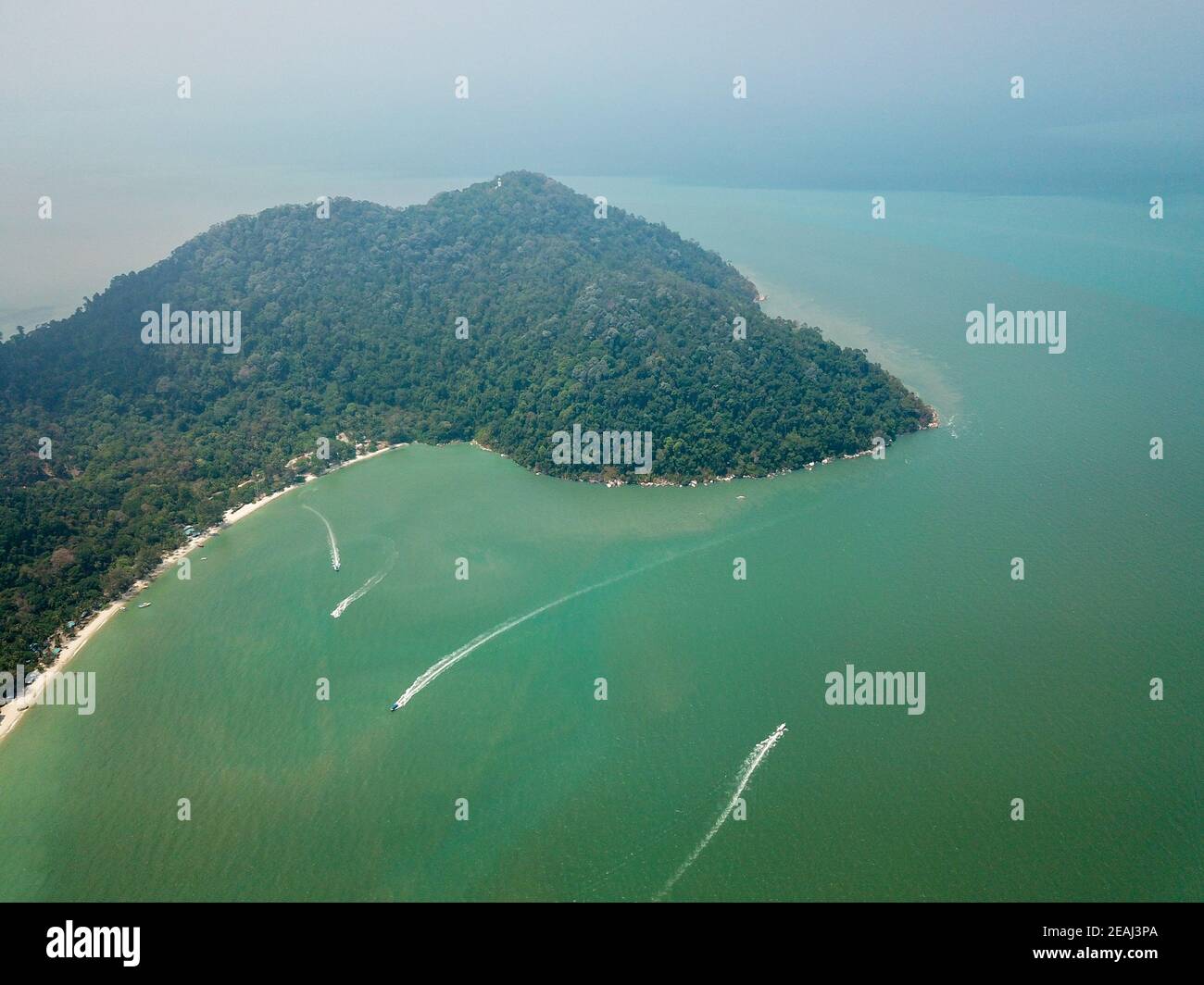 Boat move at Monkey Beach Stock Photo - Alamy