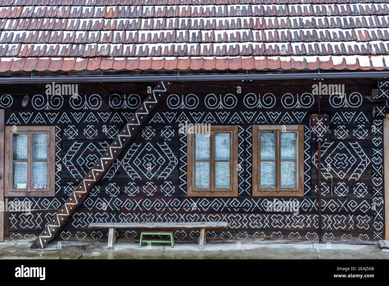 Painted folk house, UNESCO village Cicmany in Slovakia Stock Photo - Alamy
