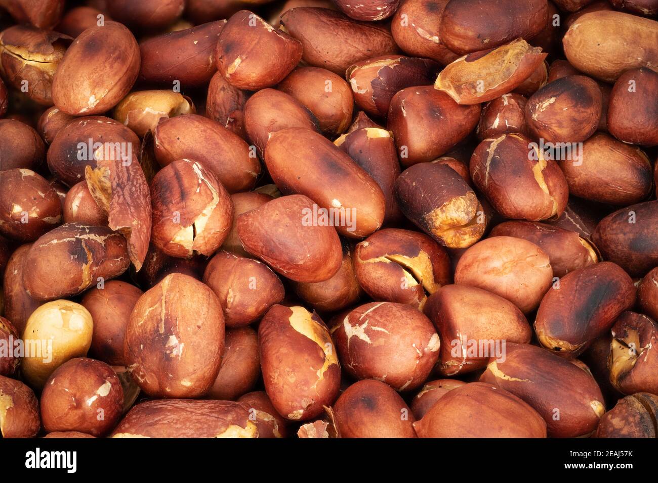 Roasted peanut hi-res stock photography and images - Alamy