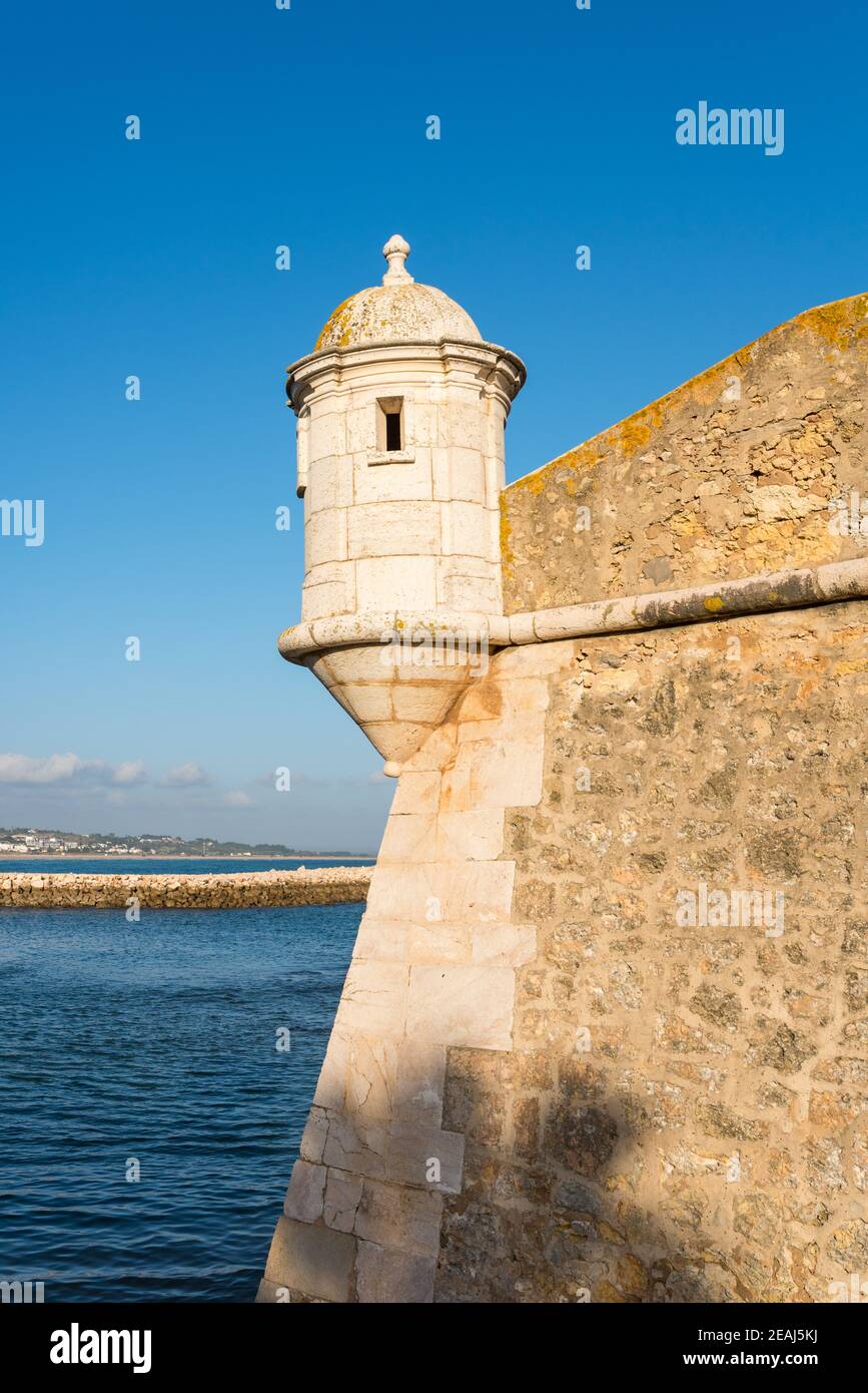 Lagos ponta bandeira fort hi-res stock photography and images - Alamy