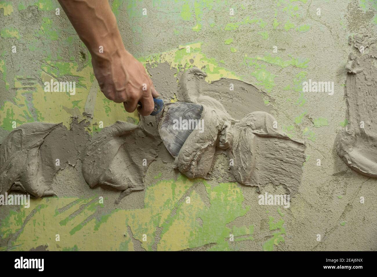 Drywall spatula hi-res stock photography and images - Alamy