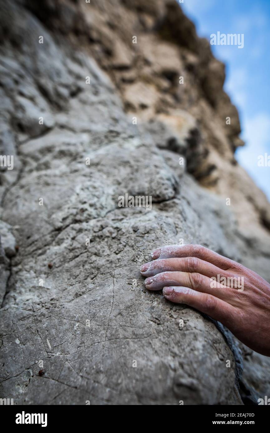 Hand holding chalk stone hi-res stock photography and images - Alamy