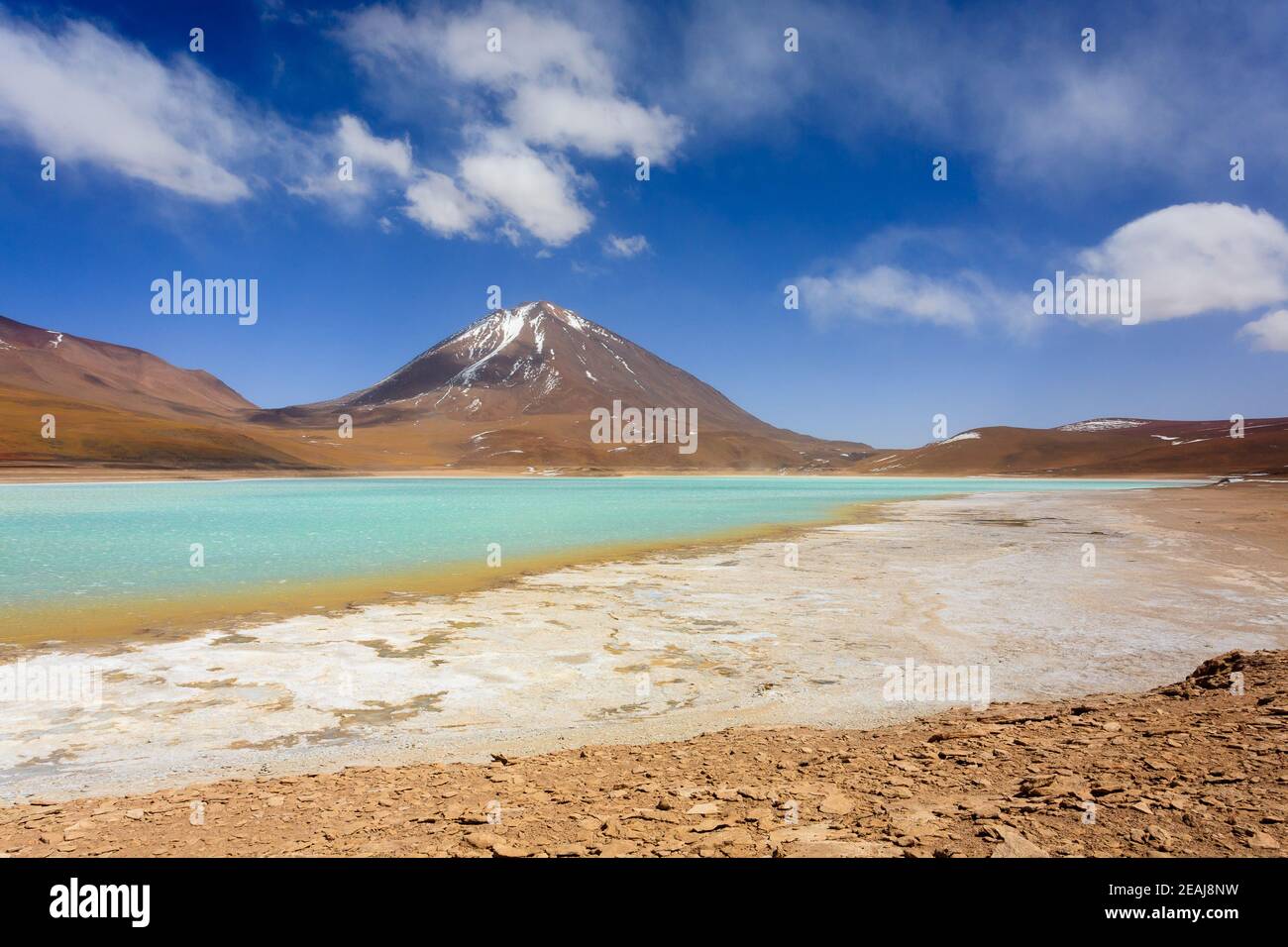 The green Laguna Verde,Bolivia Stock Photo - Alamy