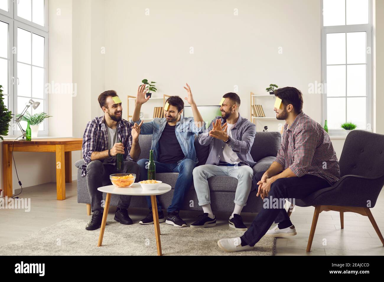 Guess who game hi-res stock photography and images - Alamy