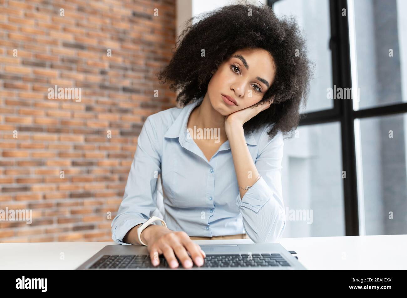 Annoyed laptop typing hi-res stock photography and images - Alamy