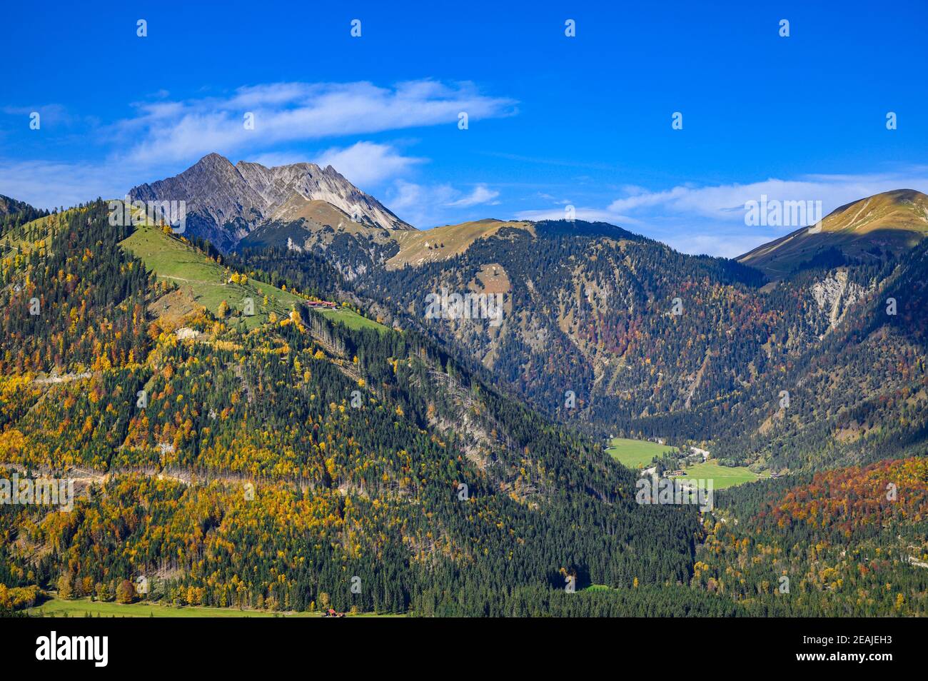 Tyrolean mountains hi-res stock photography and images - Alamy