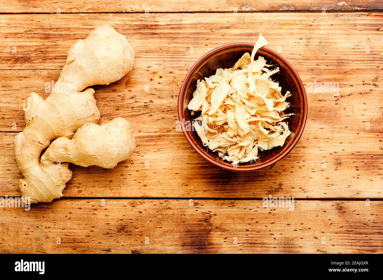 Hot spice dried ginger Stock Photo - Alamy