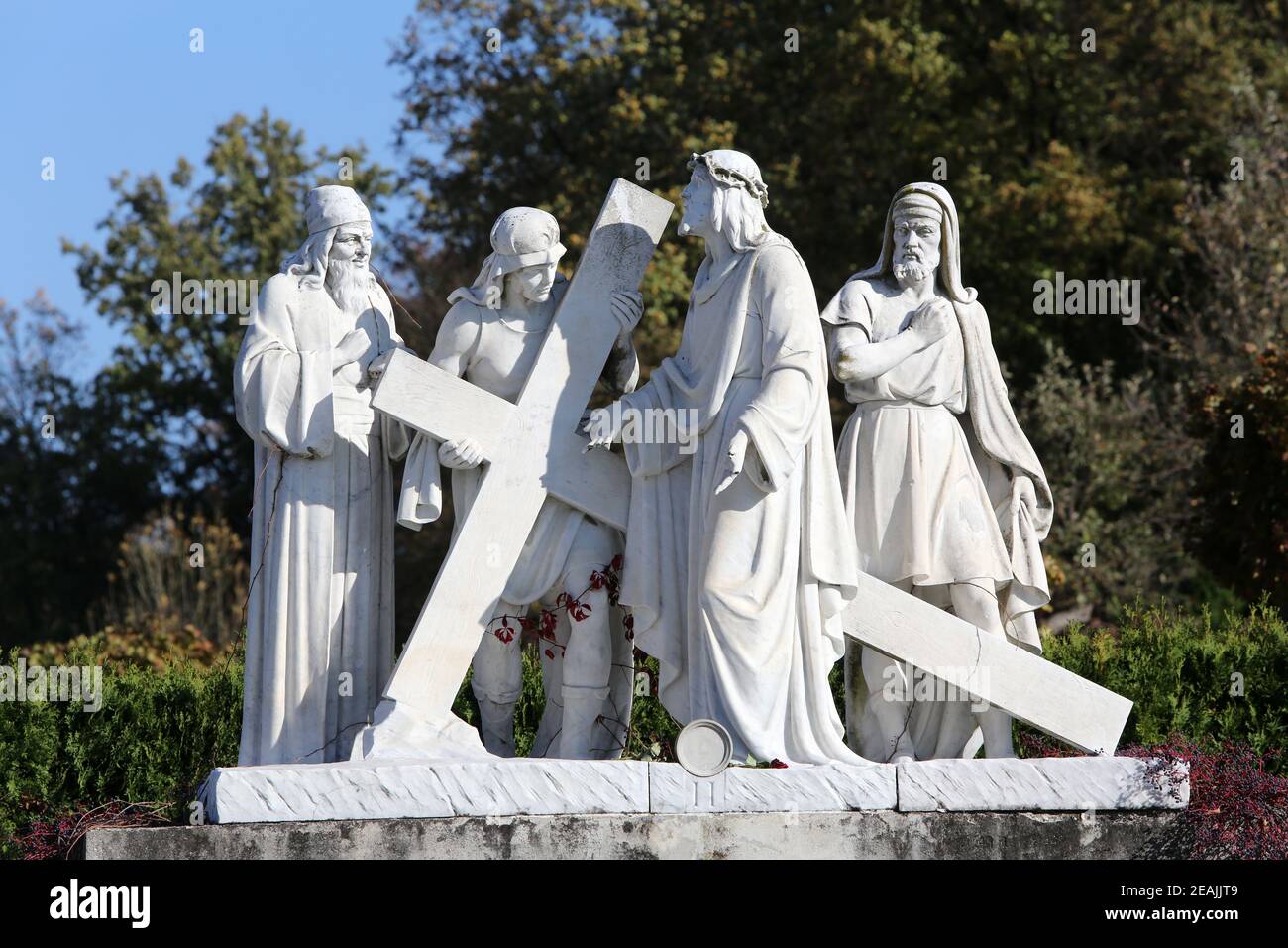 Jesus given cross 2nd stations hi-res stock photography and images - Alamy