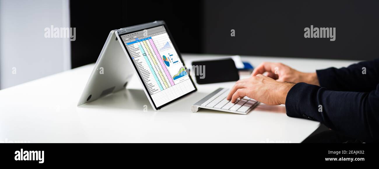 Analyst Employee Using Spreadsheet Stock Photo - Alamy Analyst Employee Using Spreadsheet Stock Photo - Alamy