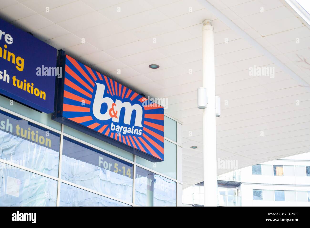 B&m bargains hi-res stock photography and images - Alamy