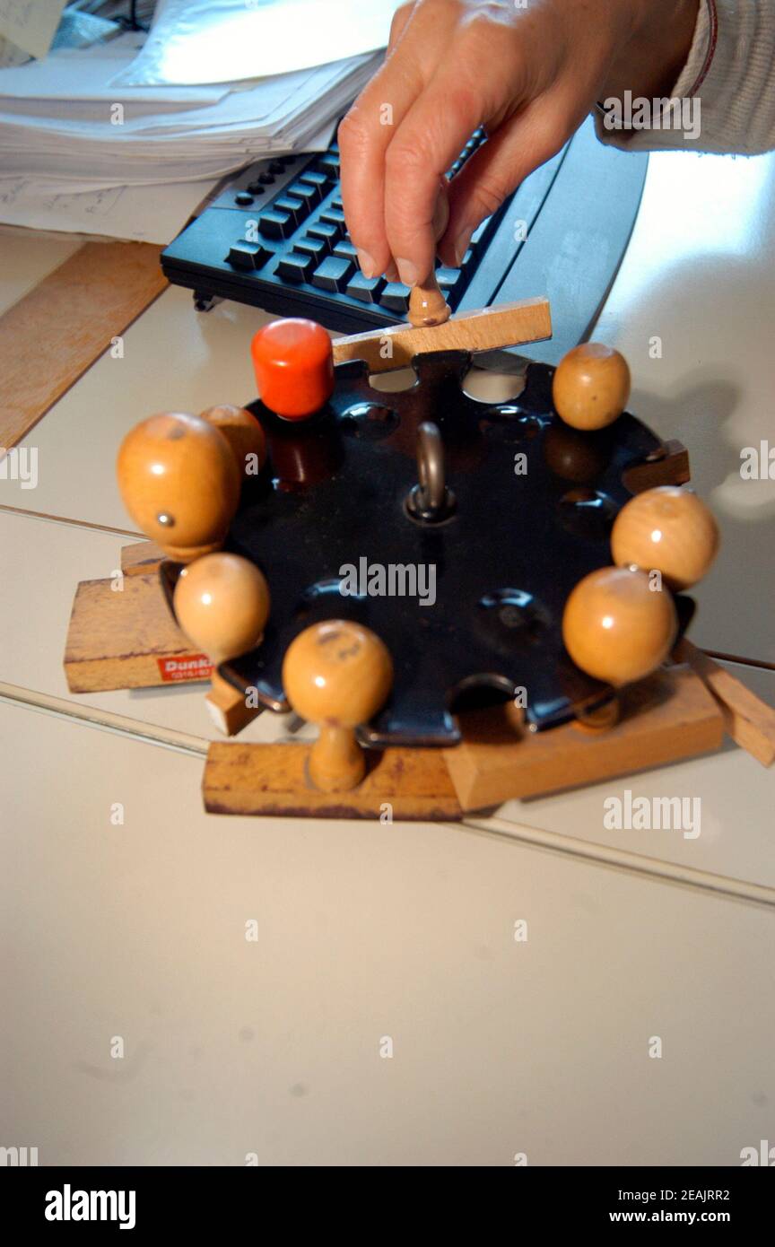 Official service order hi-res stock photography and images - Alamy