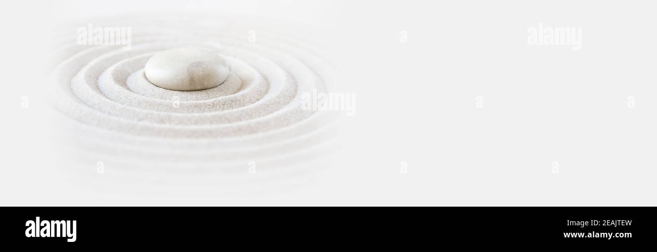 Zen japanese garden background. Horizontal banner Stock Photo - Alamy