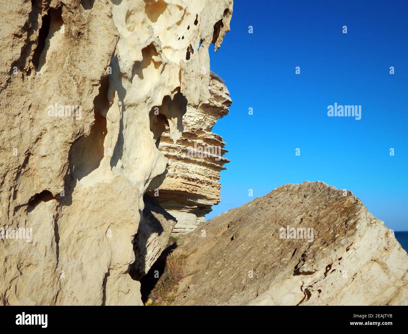 Coastal rock texture hi-res stock photography and images - Alamy