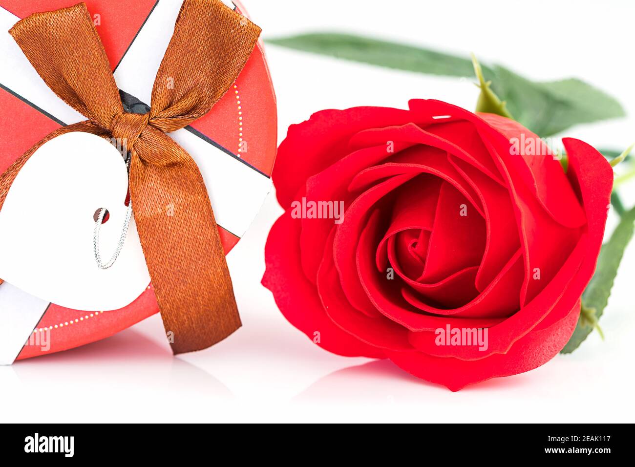 Rose shaped box hi-res stock photography and images - Alamy