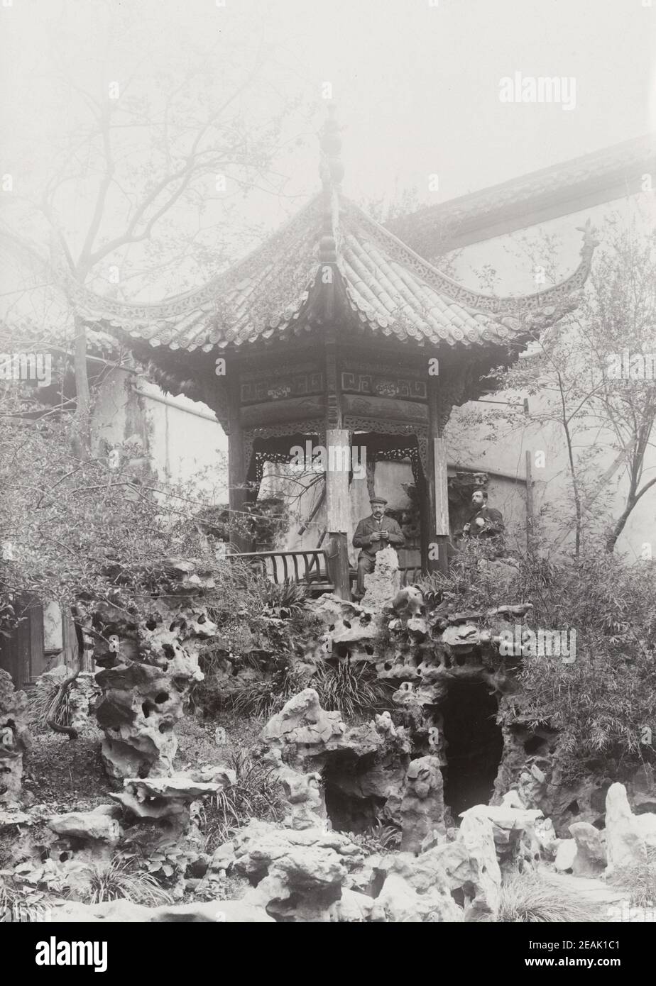 Early 20th century photograph: Temple of Confucius, Hankow, modern ...