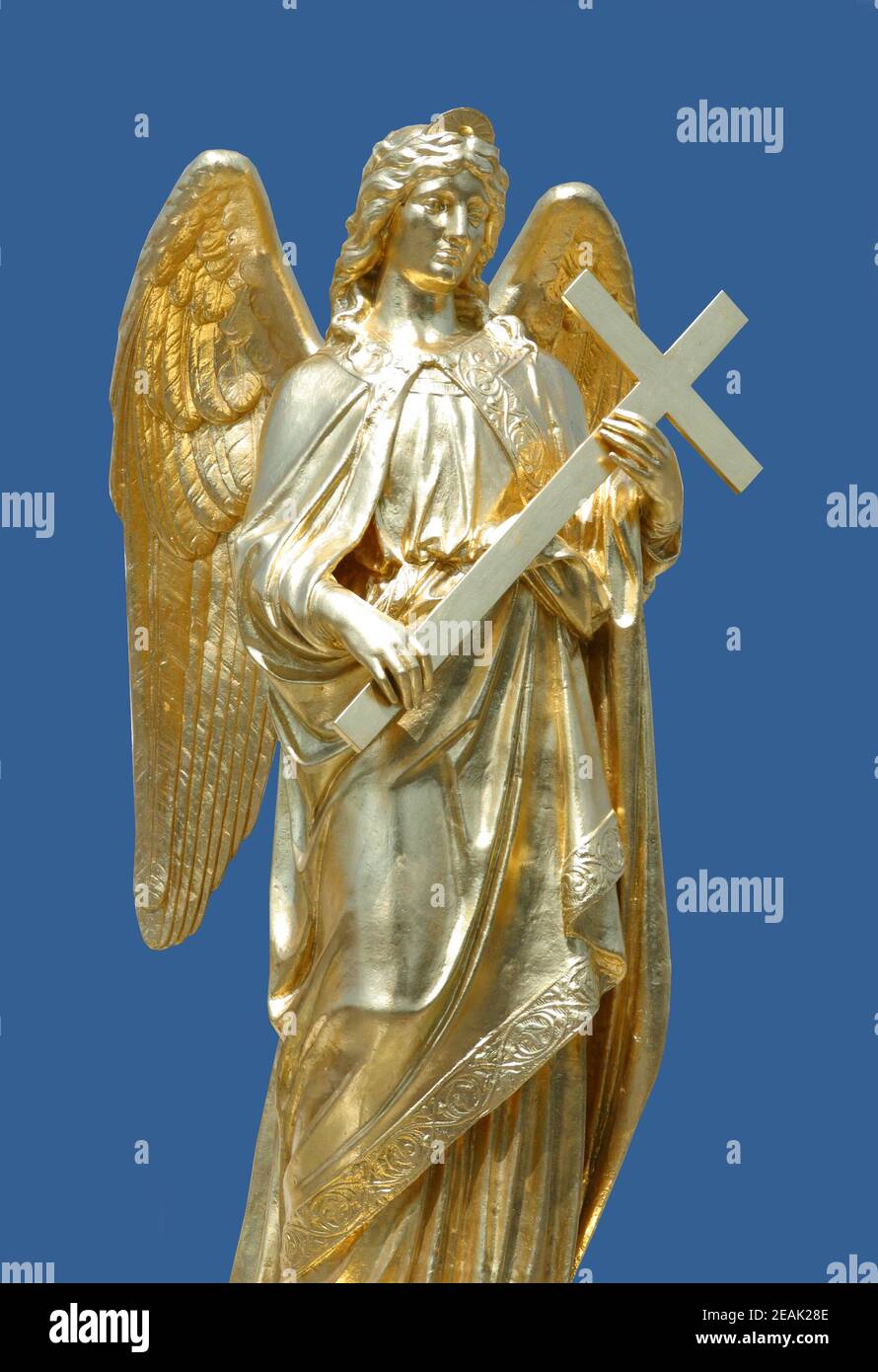 Golden statue of Angel Stock Photo - Alamy