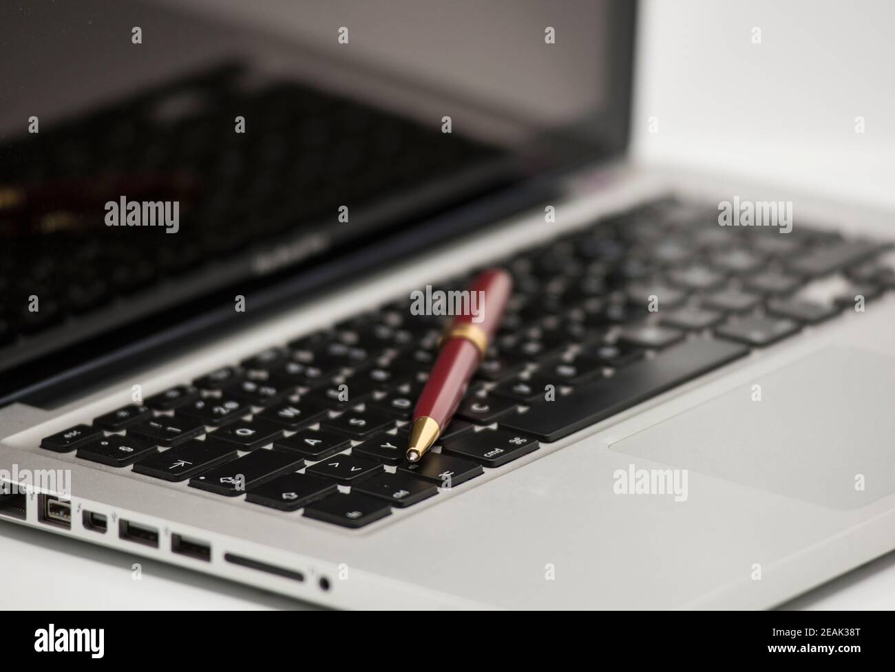 Mobile computer system hi-res stock photography and images - Alamy