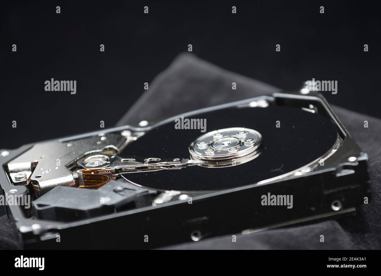 Online disk hi-res stock photography and images - Alamy